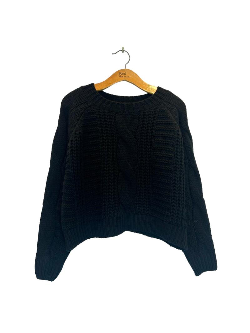 Sweater redondo corto con ochitos y tabletas - SG24208